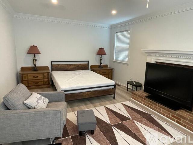 1 BR, 1 BA Apartment 4199 University Dr, Unit Master L, Fairfax, VA 22030