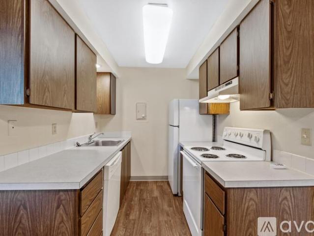 1 BR, 1 BA Apartment 419 E Hawthorne Rd, Unit 53, Spokane, WA 99218