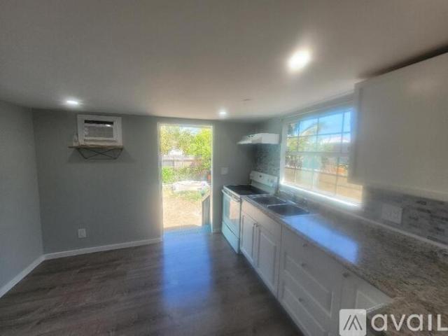 1 BR, 1 BA Apartment 41 G Miriam Street, Unit R, Stock Island, FL 33040