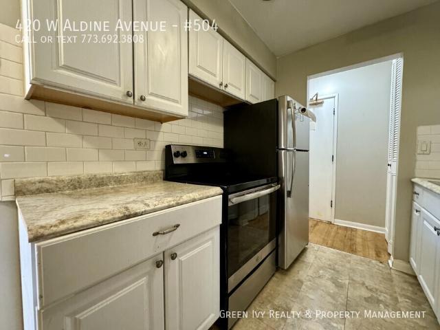 1 BR, 1 BA Apartment 420 W Aldine Avenue, Chicago, IL 60657