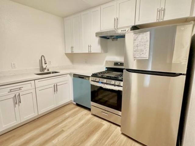 1 BR, 1 BA Apartment 4215 Lincoln Ave, Unit B, Oakland, CA 94602