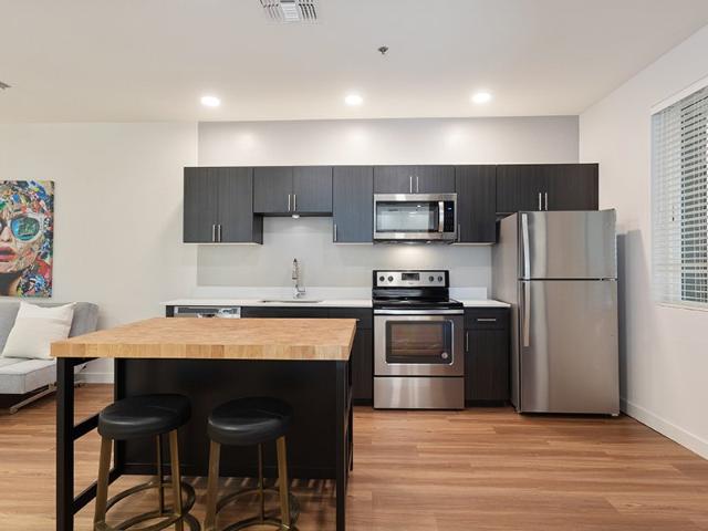 1 BR, 1 BA Apartment 4225 N 12th St Unit 3302, Phoenix, AZ 85014