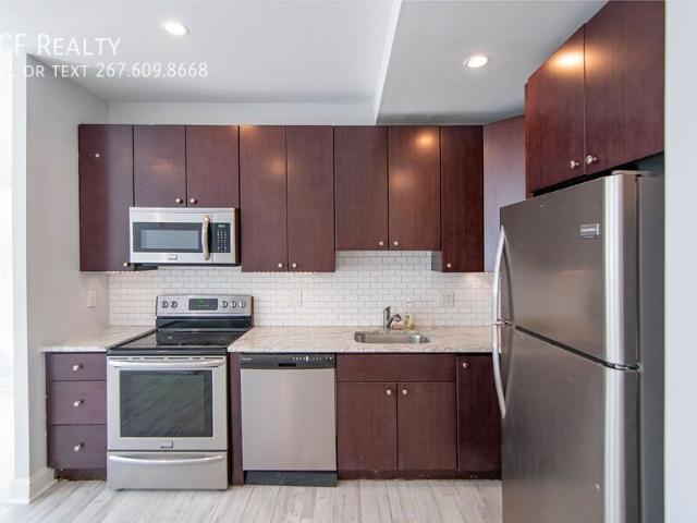 1 BR, 1 BA Apartment 427 Monroe Street, Philadelphia, PA 19147