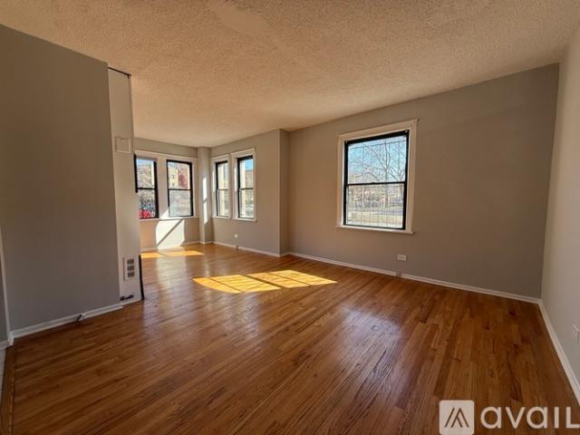 1 BR, 1 BA Apartment 4242 N Sheridan Rd, Unit A, Chicago, IL 60613