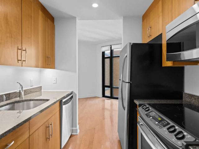1 BR, 1 BA Apartment 425 Massachusetts Avenue Northwest Unit 1014, Washington, DC 20001