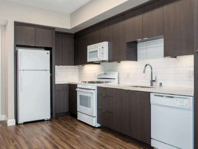 1 BR, 1 BA Apartment 4275 Mission Bay Drive Unit 249, San Diego, CA 92109