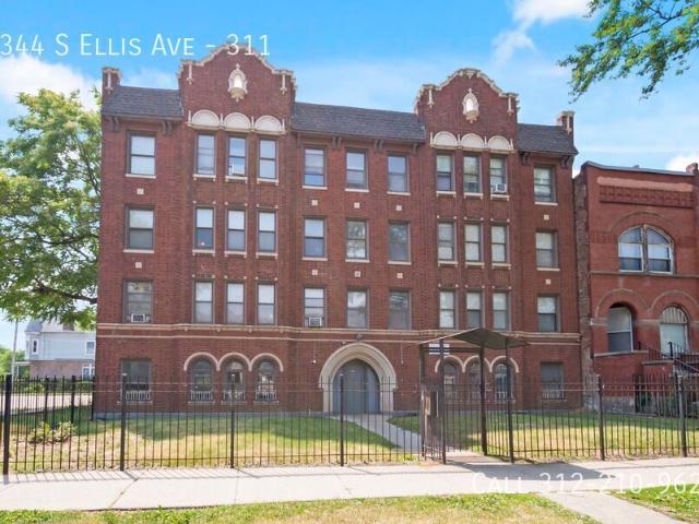 1 BR, 1 BA Apartment 4344 S Ellis Ave, Chicago, IL 60653
