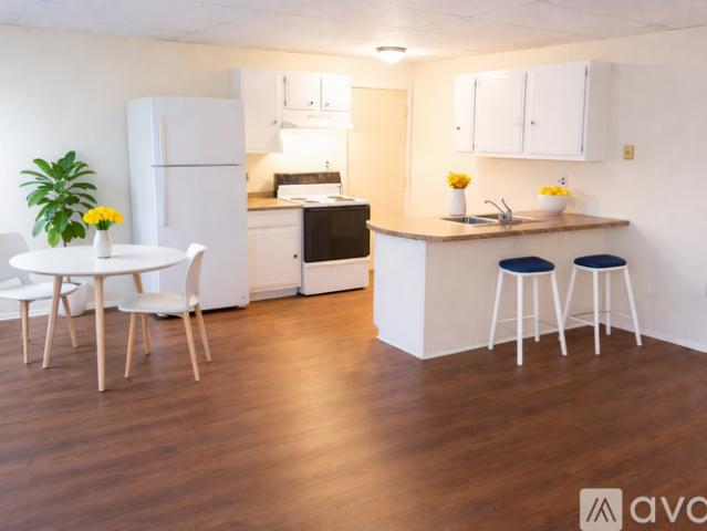 1 BR, 1 BA Apartment 434 W Madison, Winthrop, IA 50682