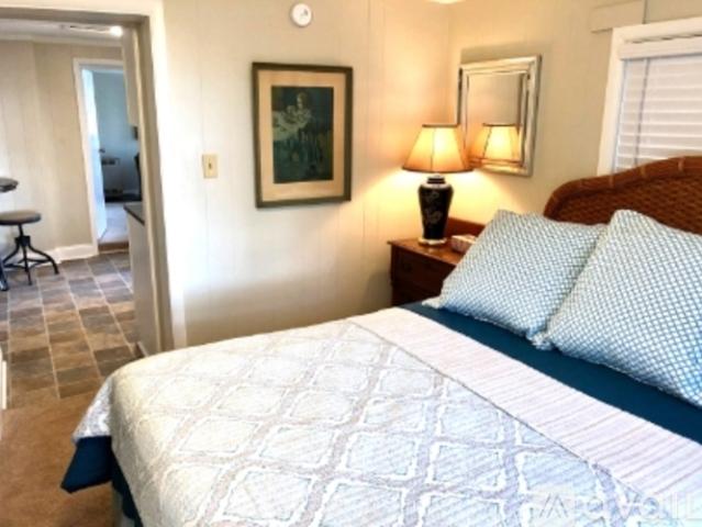 1 BR, 1 BA Apartment 43 Caledonia Road, Unit 6, Asheville, NC 28803