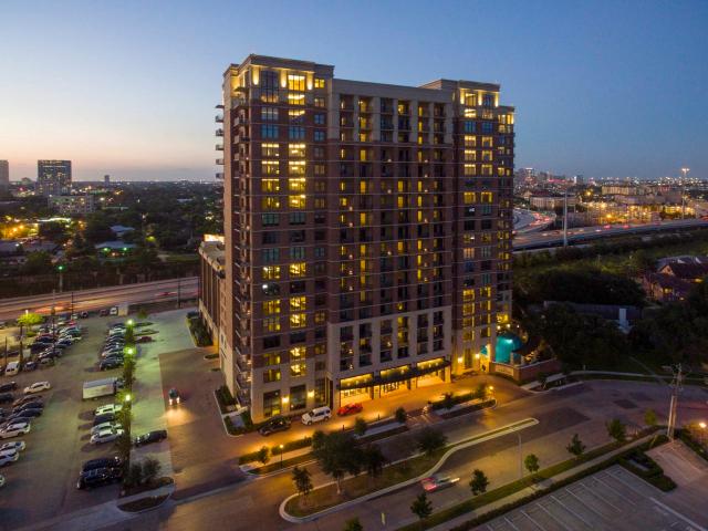 1 BR, 1 BA Apartment 4 Chelsea Boulevard Unit 1906, Houston, TX 77006