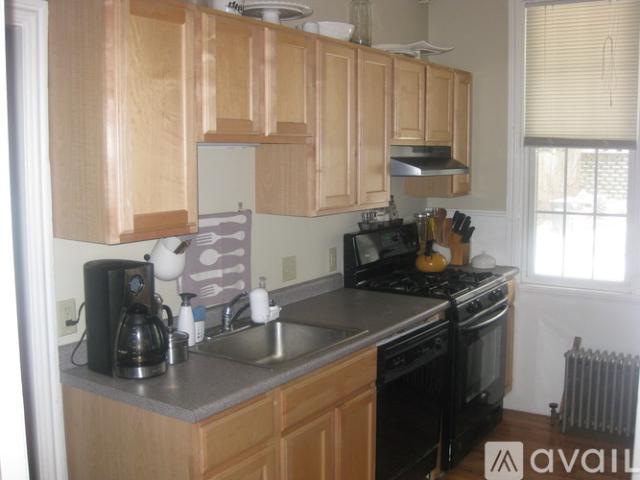 1 BR, 1 BA Apartment 4 Garden Street, Unit #1, Newburyport, MA 01950