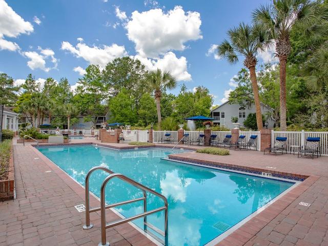 1 BR, 1 BA Apartment 5400 NW 39th Ave Unit 69, Gainesville, FL 32606