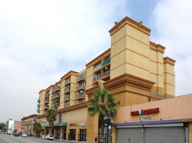 1 BR, 1 BA Apartment 5411 Hollywood Boulevard, Hollywood, CA 90027