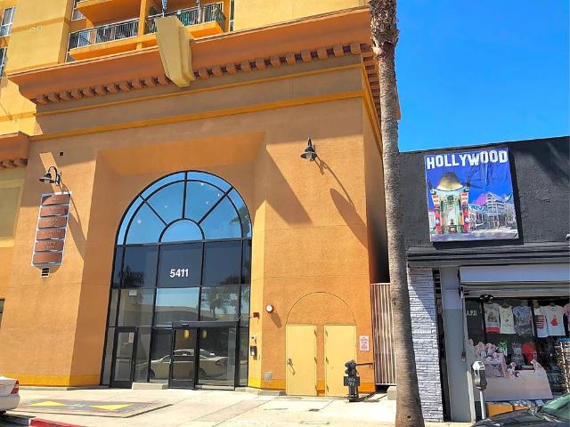 1 BR, 1 BA Apartment 5411 Hollywood Boulevard, Hollywood, CA 90027