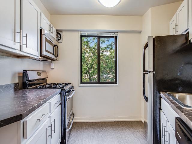 1 BR, 1 BA Apartment 5437 Connecticut Avenue NW Unit 804, Washington, DC 20015