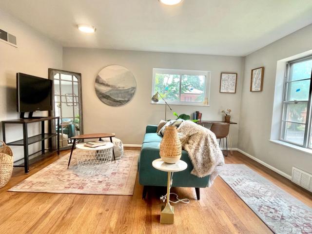 1 BR, 1 BA Apartment 5447 Chippewa St St. Louis, MO 63109