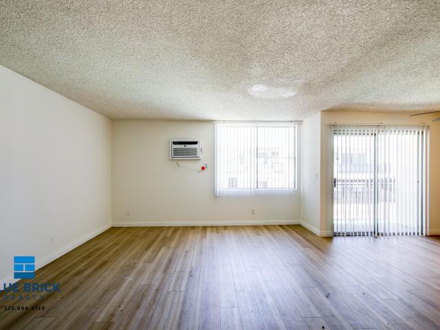 1 BR, 1 BA Apartment 5452 Corteen Pl, Valley Village, CA 91607
