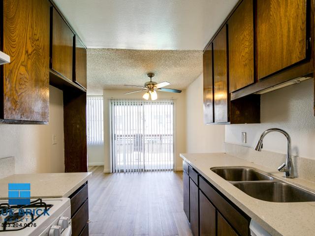 1 BR, 1 BA Apartment 5452 Corteen Pl, Valley Village, CA 91607