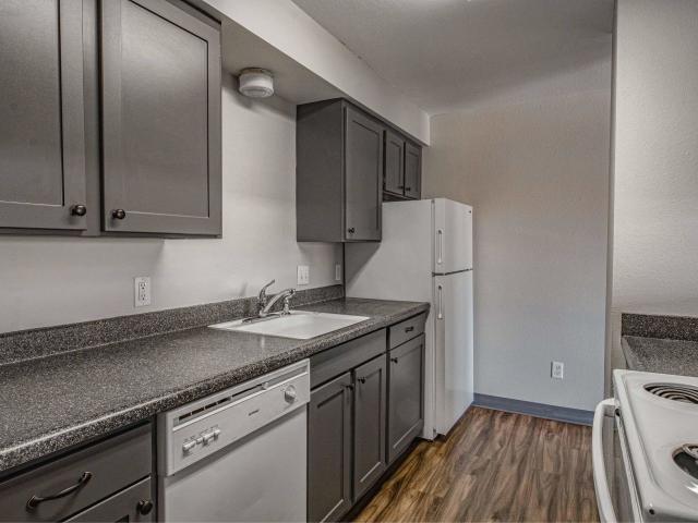 1 BR, 1 BA Apartment 5453 W Franklin Street Unit 355, Boise, ID 83705