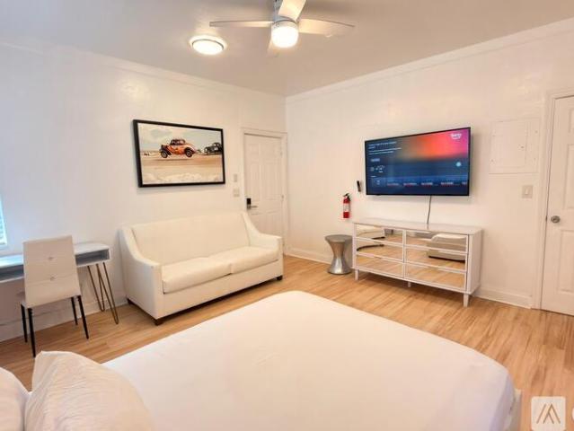 1 BR, 1 BA Apartment 545 Michigan Avenue, Unit 5, Miami Beach, FL 33139
