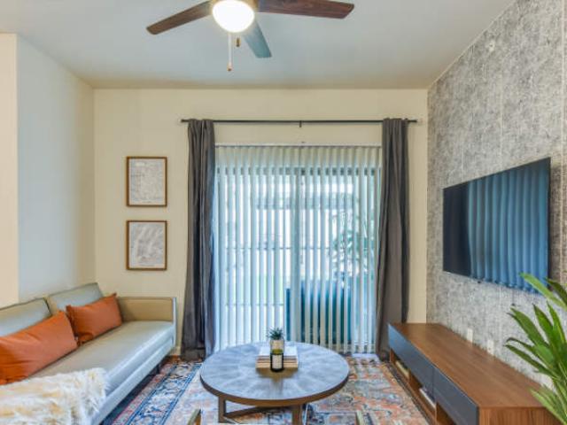 1 BR, 1 BA Apartment 5501 Ross Rd, Del Valle, TX 78617