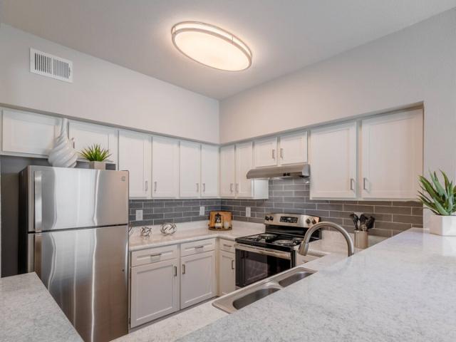 1 BR, 1 BA Apartment 5510 Amerada Cir, Arlington, TX 76017