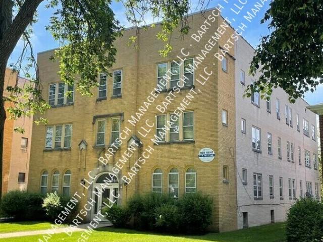 1 BR, 1 BA Apartment 5511 W Martin Dr, Milwaukee, WI 53208
