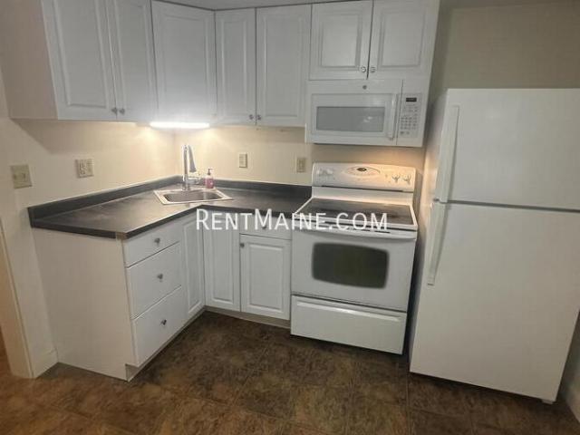 1 BR, 1 BA Apartment 557 Riverside Dr. Apt Augusta, ME 04330