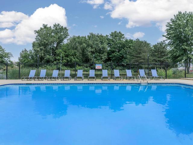 1 BR, 1 BA Apartment 5545 Summer Ridge Boulevard Unit 04 26C, Kalamazoo, MI 49009
