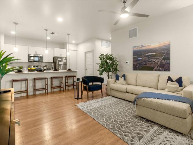 1 BR, 1 BA Apartment 5550 North 95th Avenue Unit 1003, Glendale, AZ 85305
