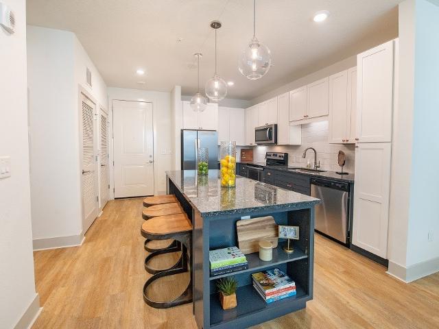 1 BR, 1 BA Apartment 555 Bishop Gate Lane Unit 1202, Jacksonville, FL 32204