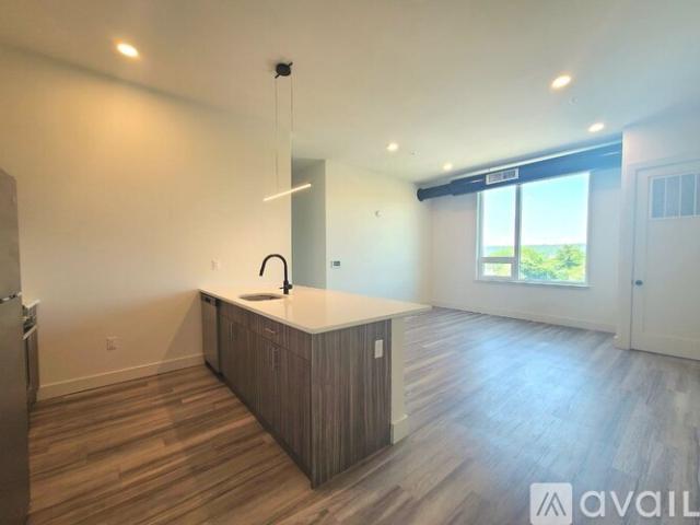 1 BR, 1 BA Apartment 55 Washington St, Unit 3H, East Orange, NJ 07017