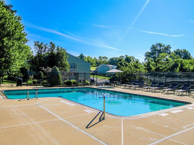1 BR, 1 BA Apartment 5602 Duessel Ln Unit 9 5567C, Saint Louis, MO 63128