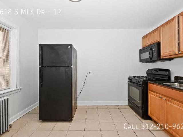 1 BR, 1 BA Apartment 5618 S MLK Dr, Chicago, IL 60637