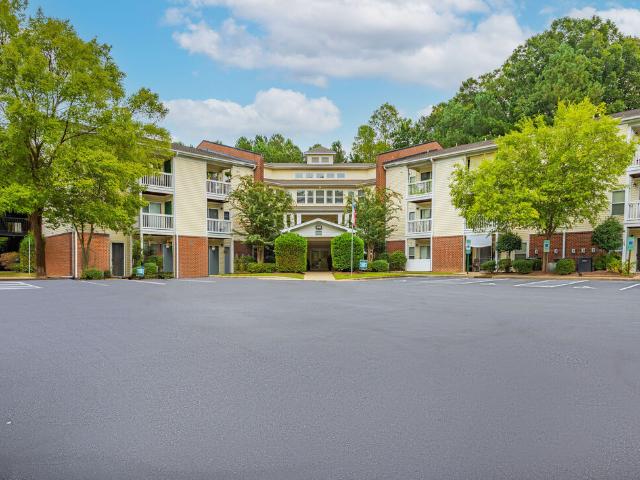 1 BR, 1 BA Apartment 5620 Trinity Rd Unit 326, Raleigh, NC 27607