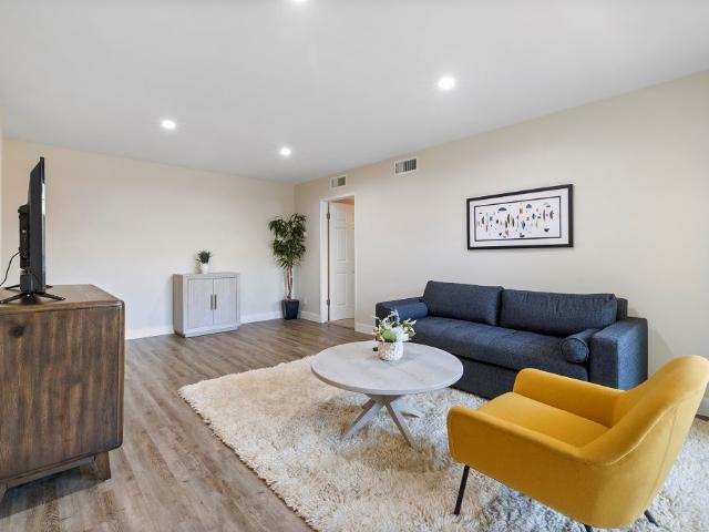 1 BR, 1 BA Apartment 5633 45 Topanga Canyon Boulevard Unit 5645T107, Woodland Hills, CA 91367