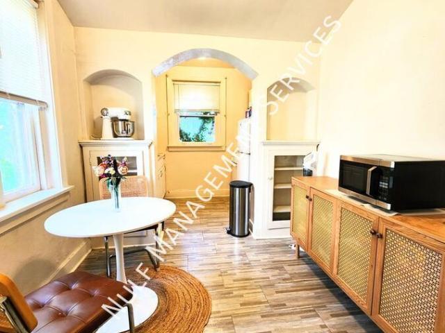 1 BR, 1 BA Apartment 5649 Phillips Avenue, Pittsburgh, PA 15217