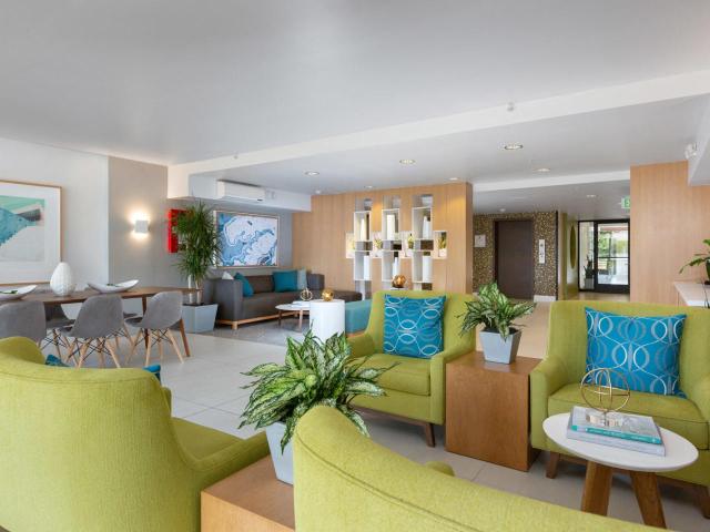 1 BR, 1 BA Apartment 565 Arastradero Road Unit 207, Palo Alto, CA 94306