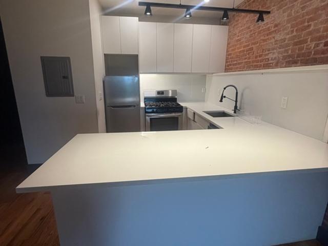 1 BR, 1 BA Apartment 568 Communipaw Ave, Unit 303, Jersey City, NJ 07304
