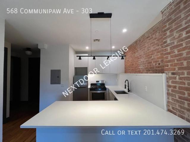 1 BR, 1 BA Apartment 568 Communipaw Ave, Jersey City, NJ 07304