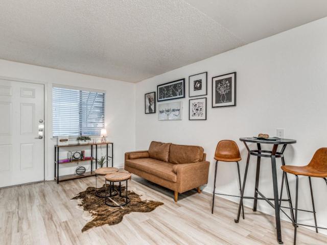 1 BR, 1 BA Apartment 5709 E. Belknap Street Unit 2141, Haltom City, TX 76117