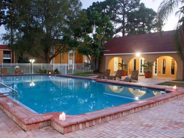 1 BR, 1 BA Apartment 5719 Granada Dr Unit 110, Sarasota, FL 34231