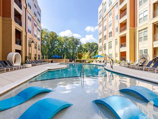 1 BR, 1 BA Apartment 5725 Carnegie Boulevard Unit 0102, Charlotte, NC 28209