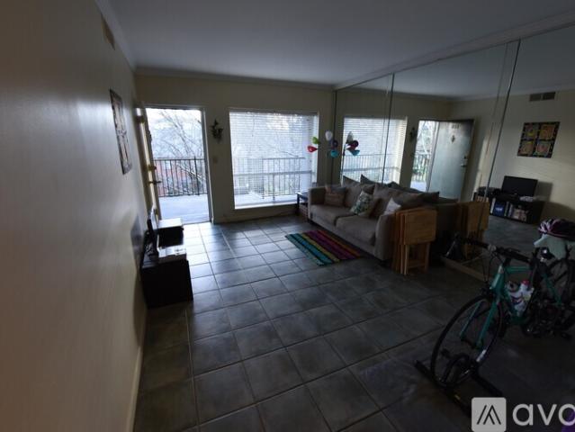 1 BR, 1 BA Apartment 57 Hanover Circle, Unit 219, Birmingham, AL 35205