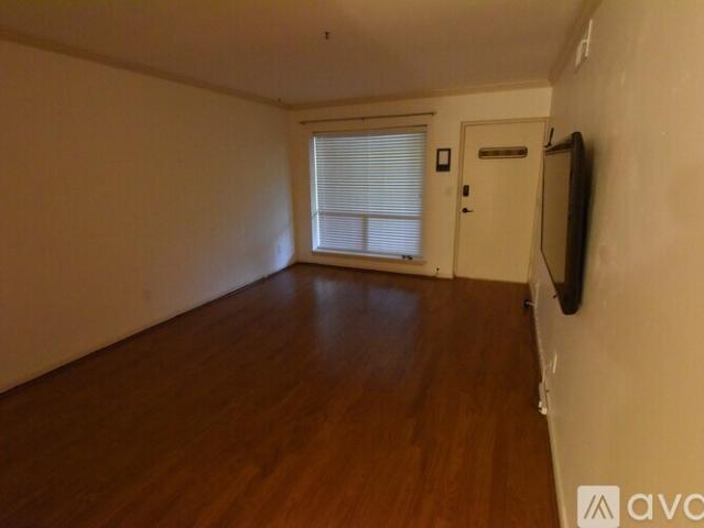 1 BR, 1 BA Apartment 57 Hanover Circle, Unit 313, Birmingham, AL 35205