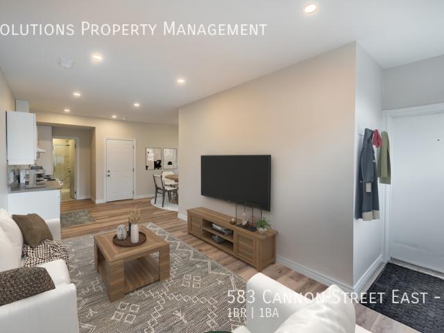 1 BR, 1 BA Apartment 583 Cannon Street East, Hamilton, ON L8L 2G5
