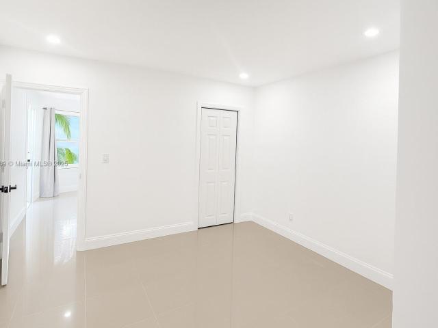 1 BR, 1 BA Apartment 5807 Southwest 25th Street, West Park, FL 33023