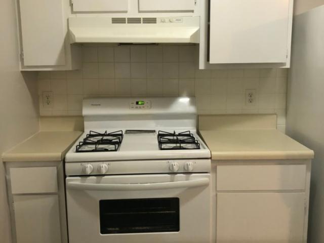 1 BR, 1 BA Apartment 5810 Meadows Dr Unit 5728E, Fort Wayne, IN 46804