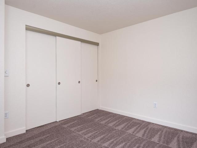 1 BR, 1 BA Apartment 5817 SW Beaverton Hillsdale Hwy Unit 15, Portland, OR 97221