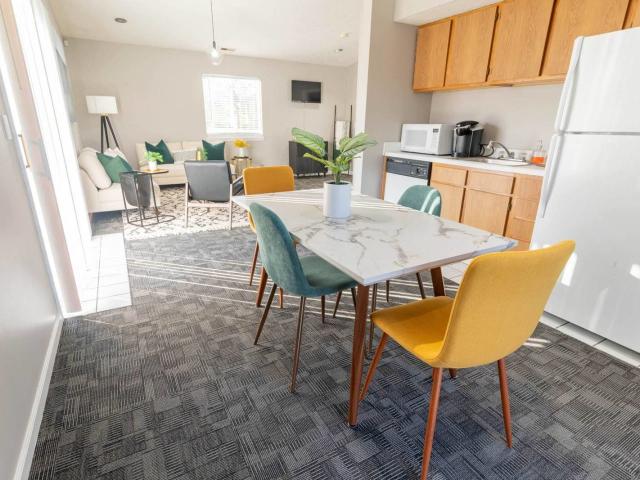 1 BR, 1 BA Apartment 5836 Hunnewell Drive Unit 5877F, Indianapolis, IN 46254